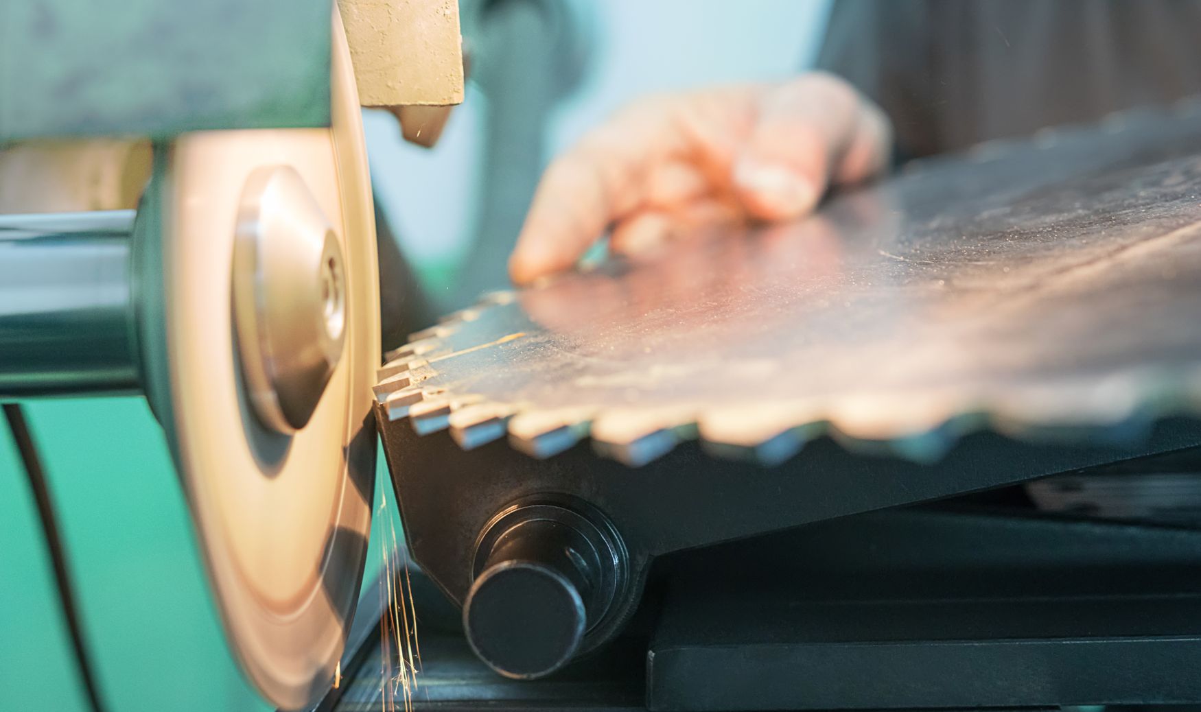 Commercial Blade & Tool Sharpening Victoria | Edge Sharpening